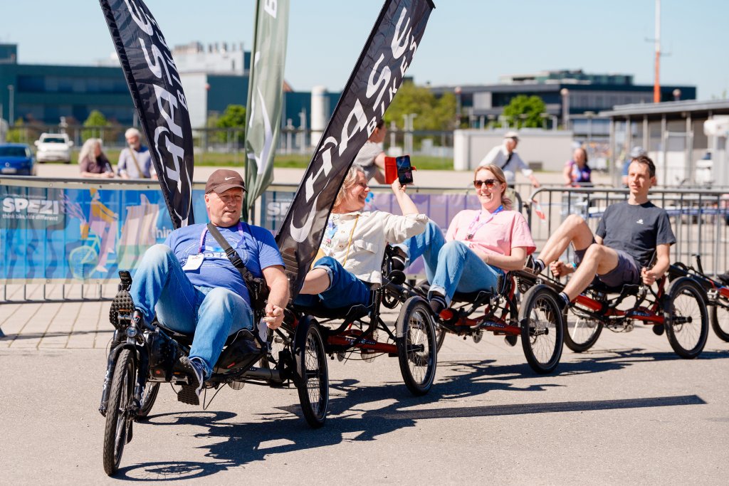 260425-fc-0002-spezi-121741-bos.jpg | pd-f