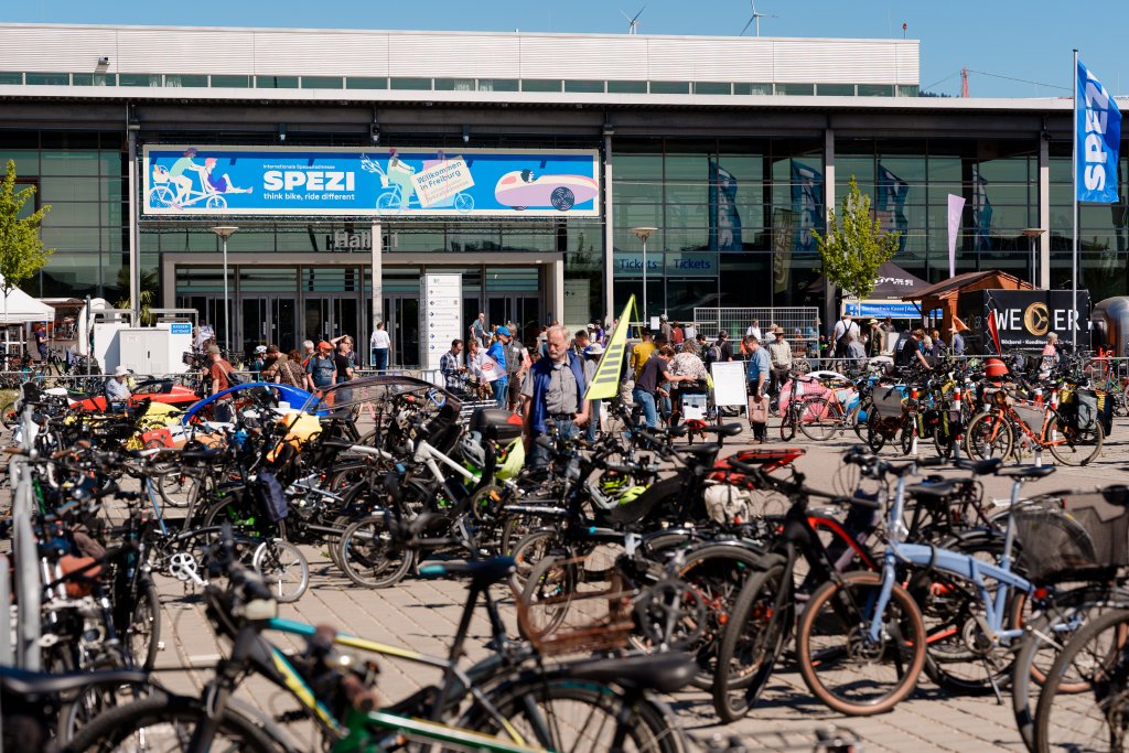 260425-fc-0005-spezi-152508-bos.jpg | pd-f